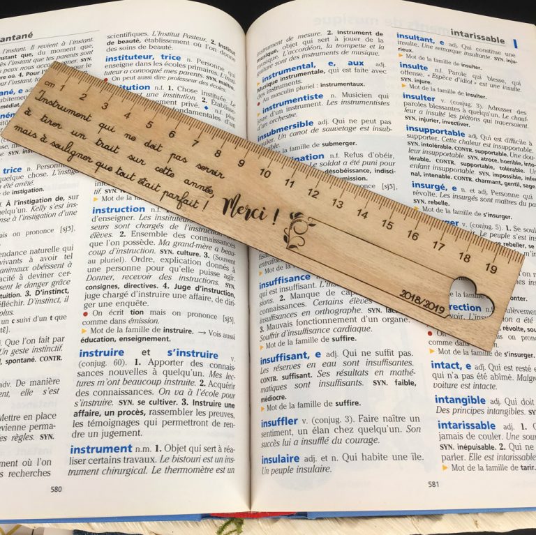 La règle graduée bois personnalisée - Ma Gravure Perso